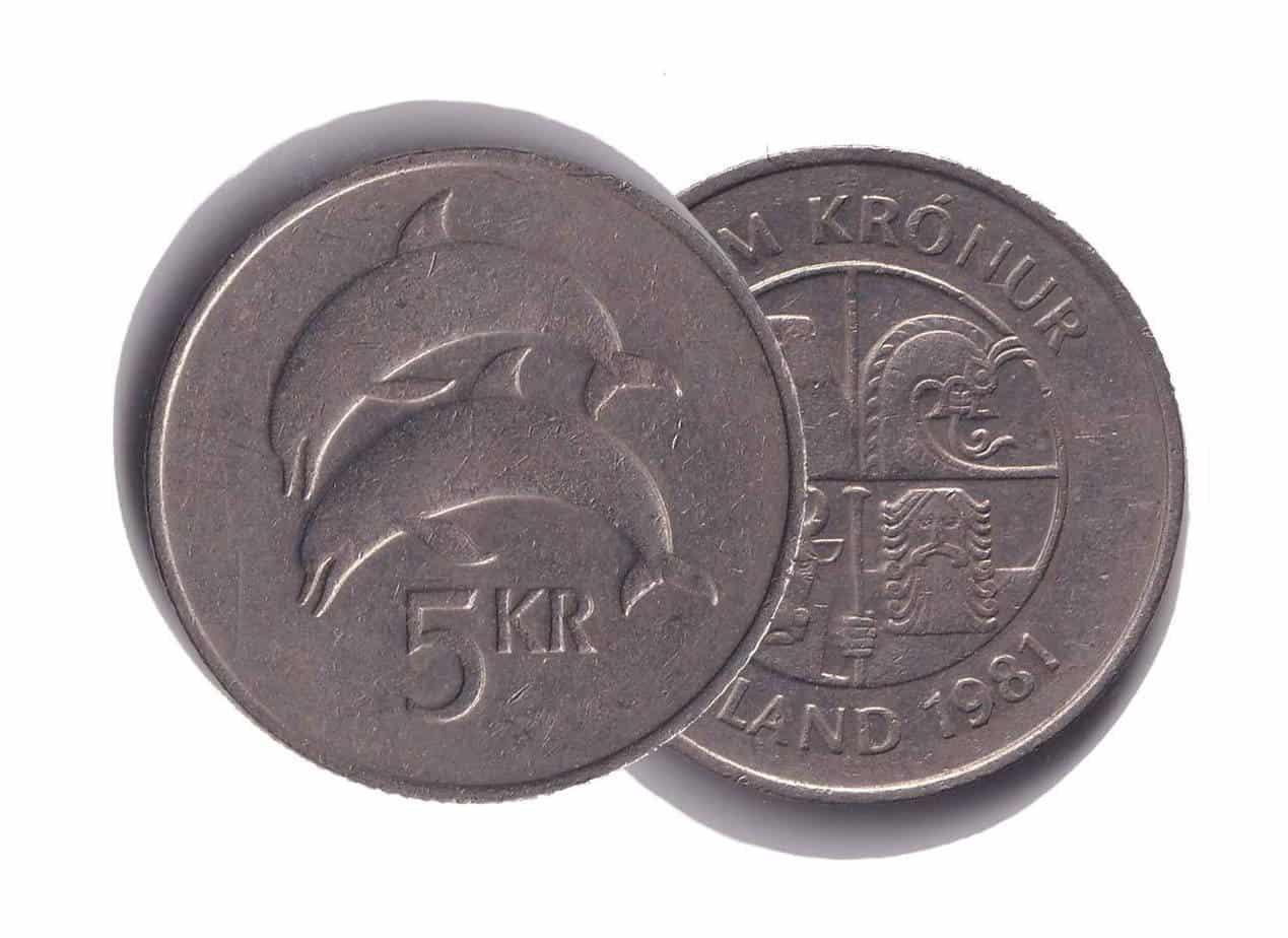 Iceland 5 Kroner Dolphins 1981-1992 - CoinStamp.in